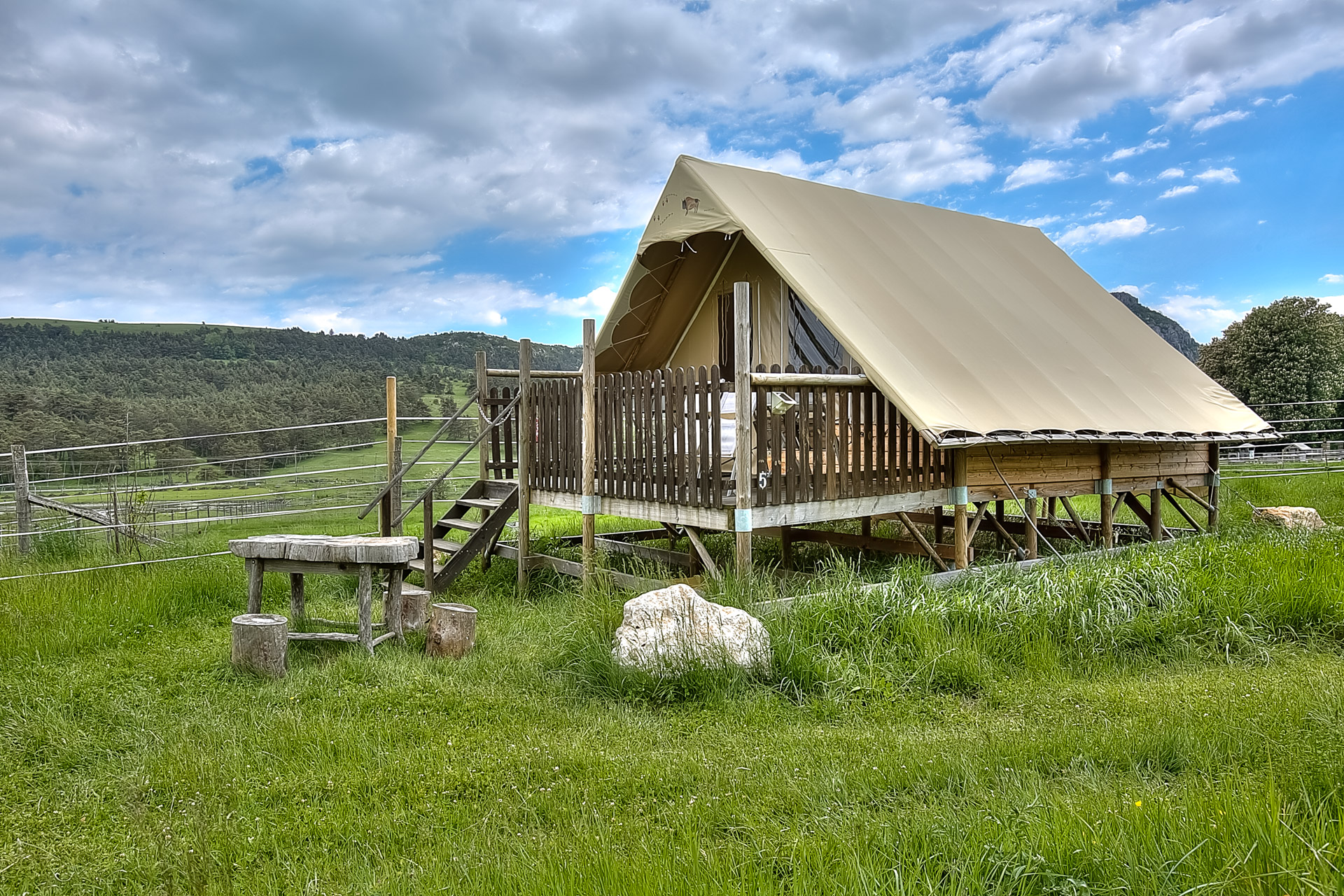 Adventure stay reservation : one night half board in Ecolodge + 2 ...